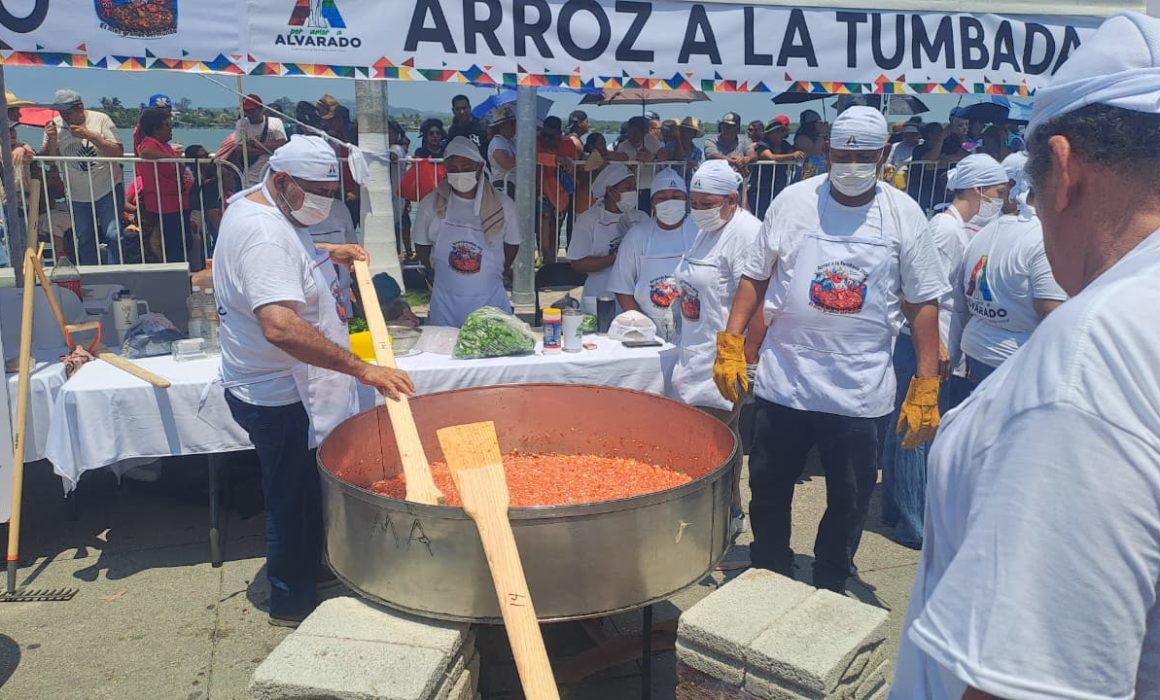 Con degustación de arroz a la tumbada culminan fiestas de Las Cruces de ...